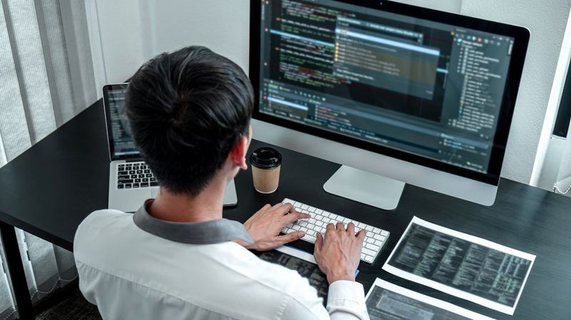 รู้จักกับ “แอปพลิเคชัน (Application)” คืออะไร มีกี่ประเภท - Foxbith